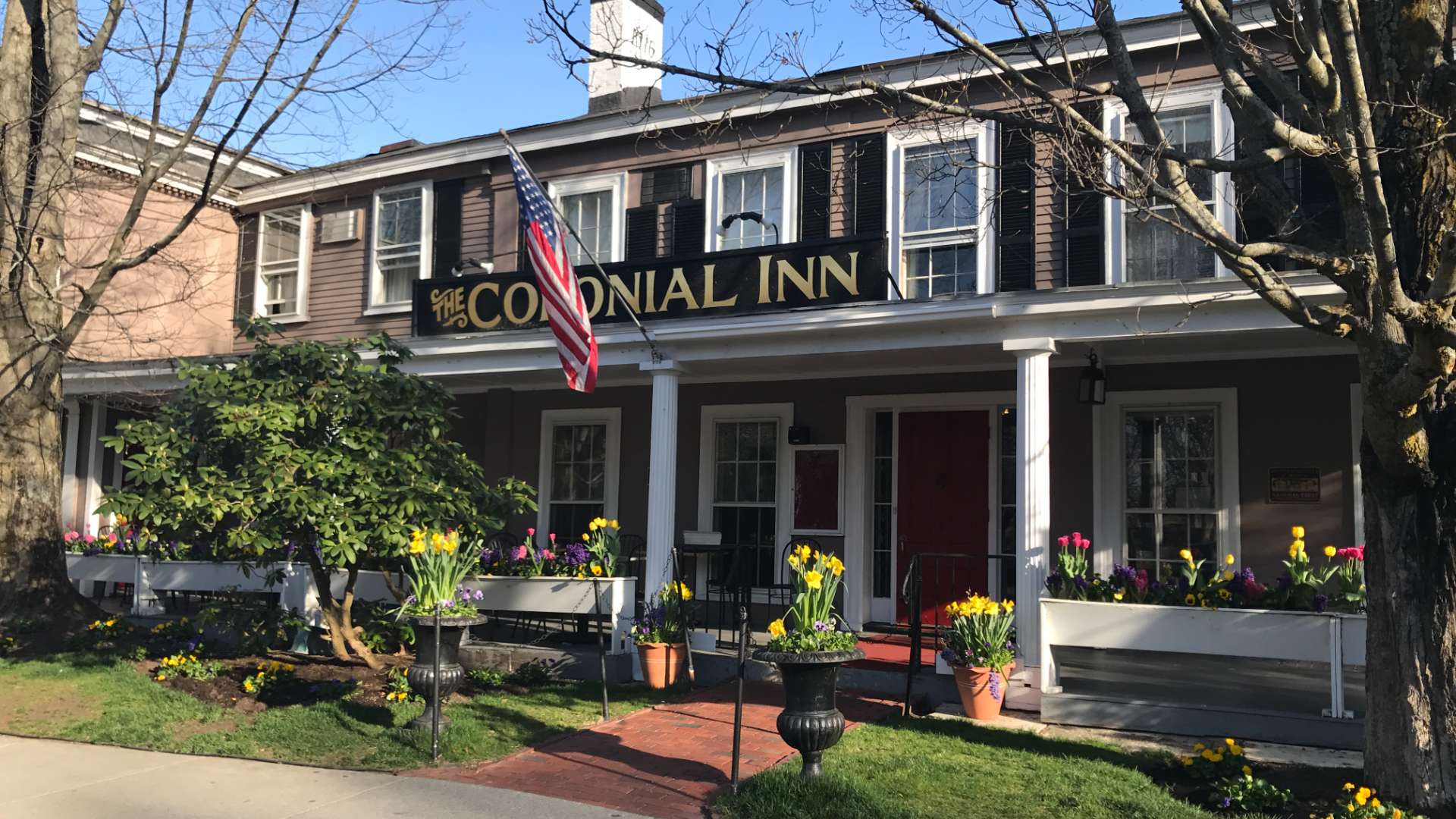 Concord's Colonial Inn | 2025 / 2026 | Travelbag