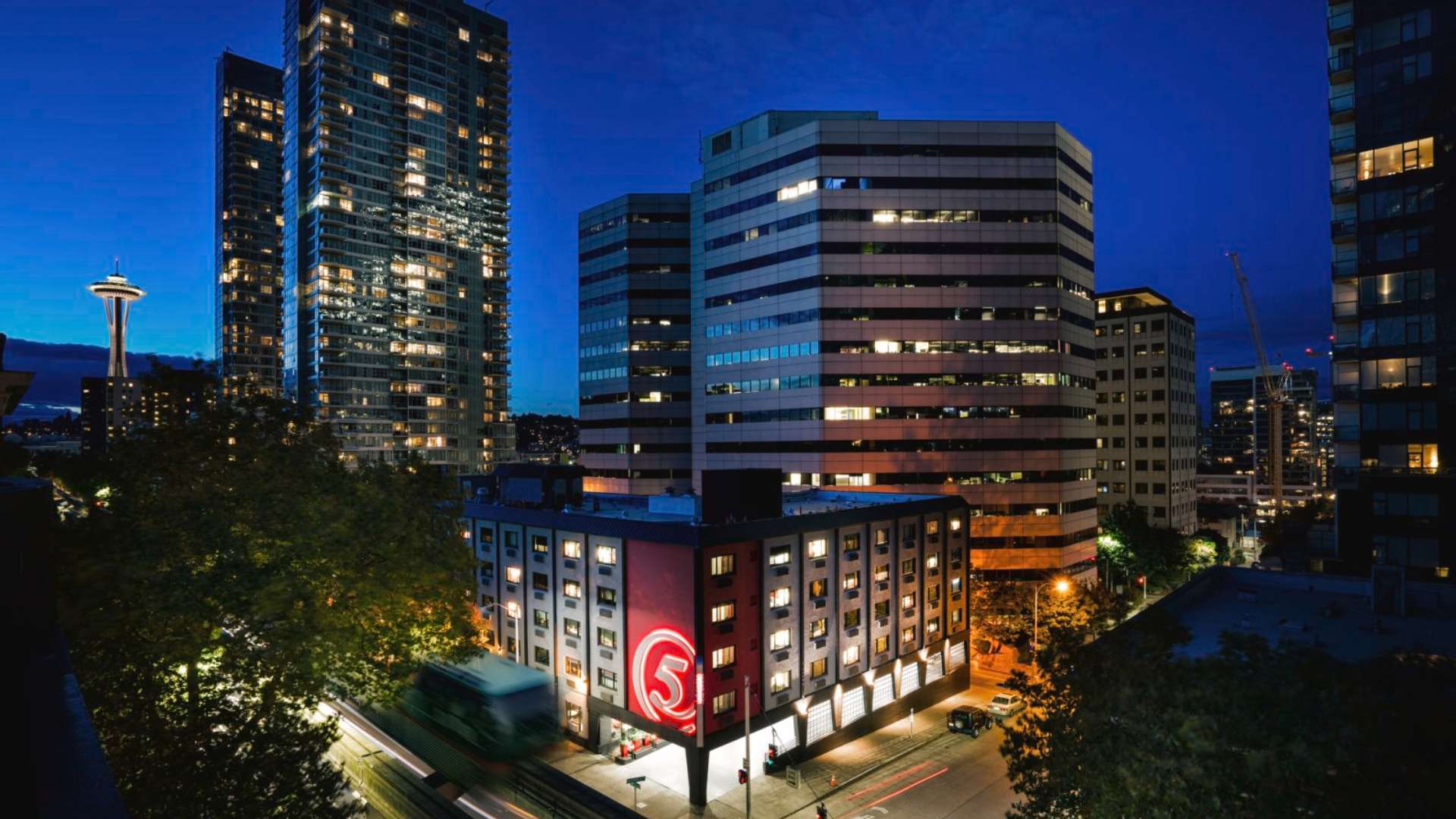 Hotel Five - A Staypineapple Hotel | 2024 / 2025 | Travelbag