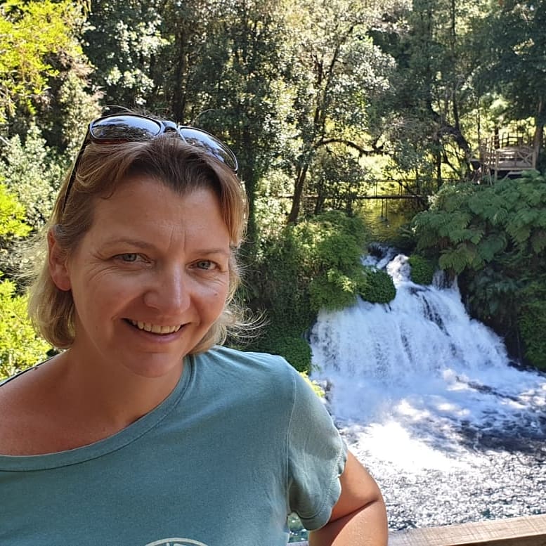 Knutsford Shop | 2026 / 2027 | Travelbag