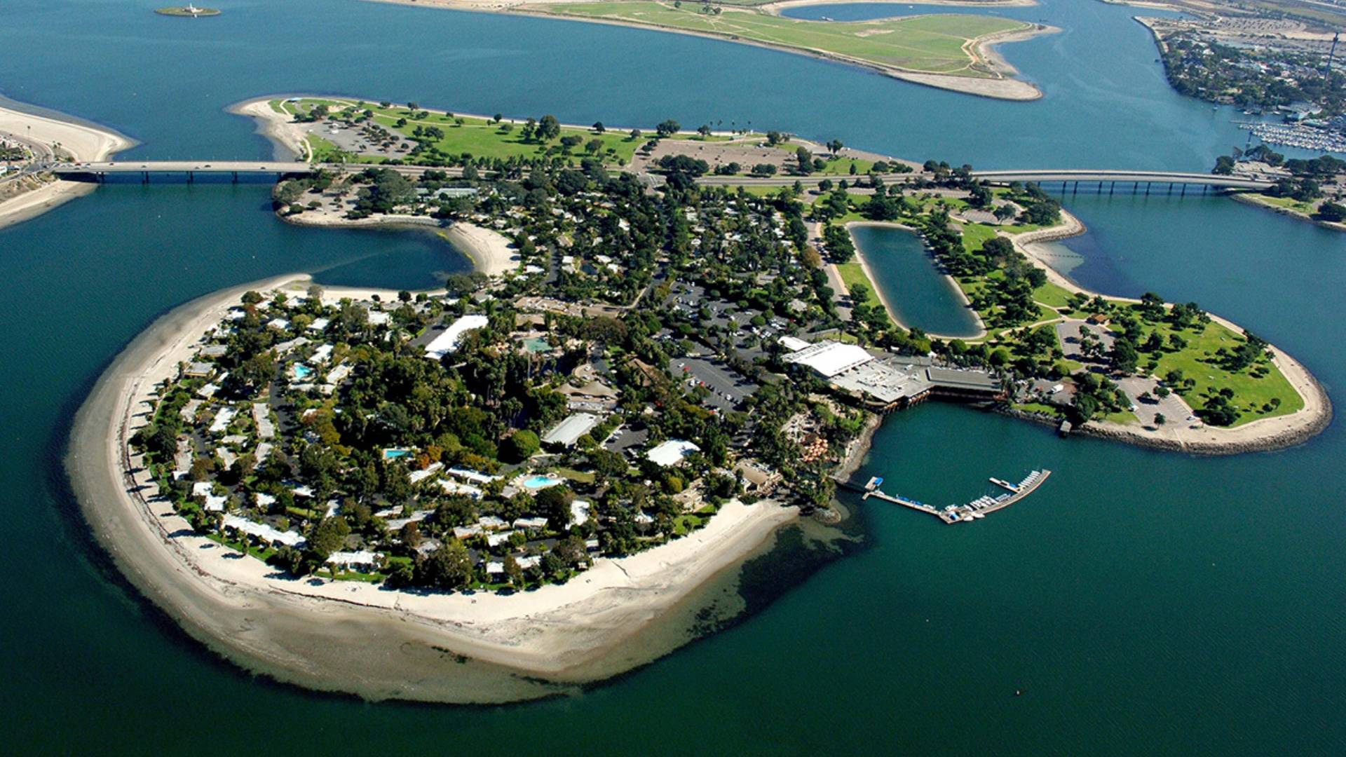 Paradise Point Resort and Spa | 2024 / 2025 | Travelbag