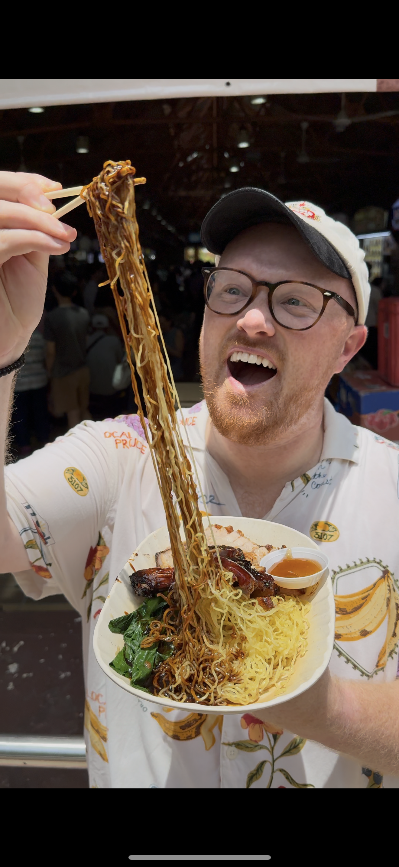 Eating with Tod | Singapore Holidays | Travelbag