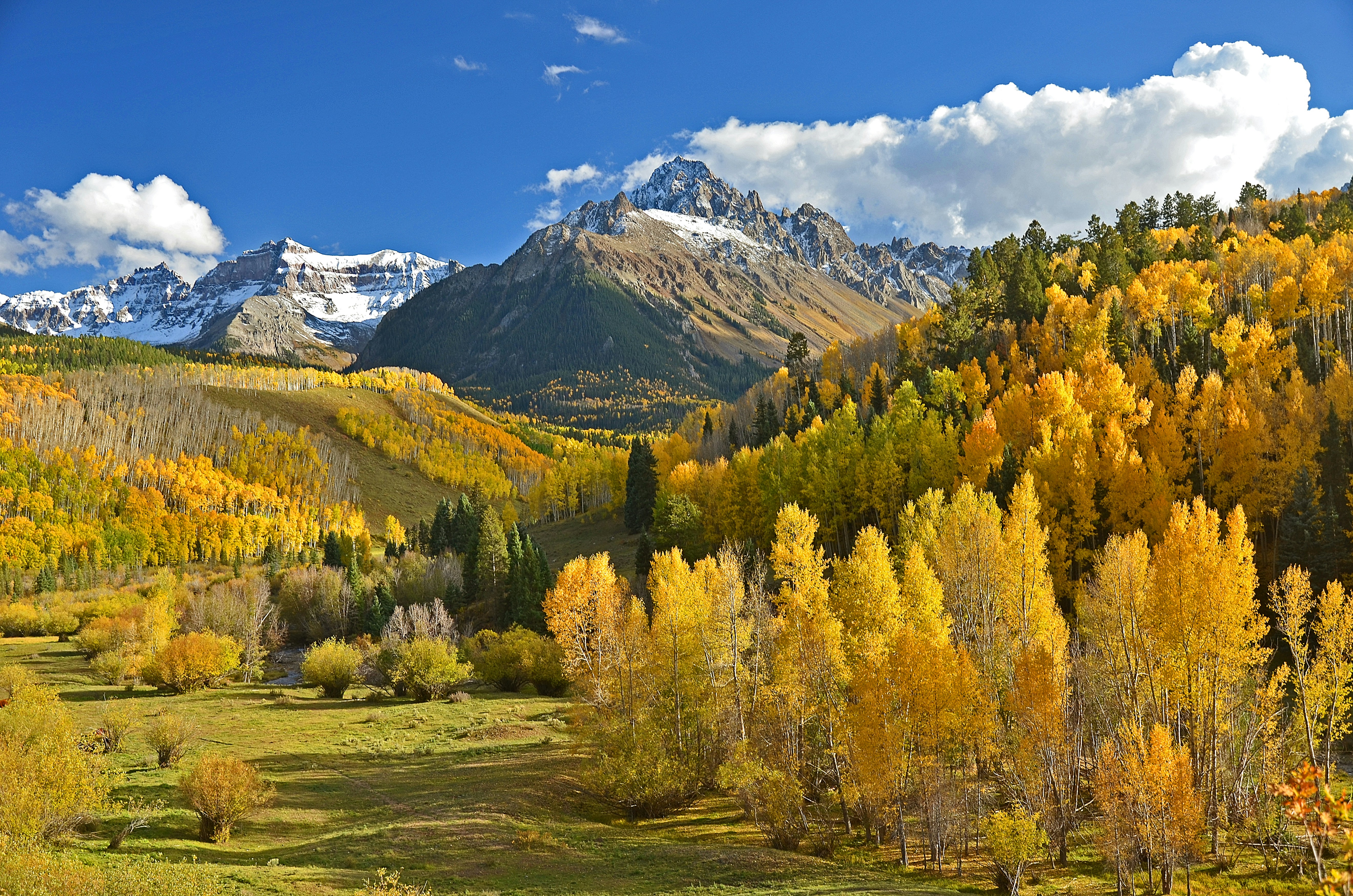 Welcome To Colourful Colorado | Travelbag