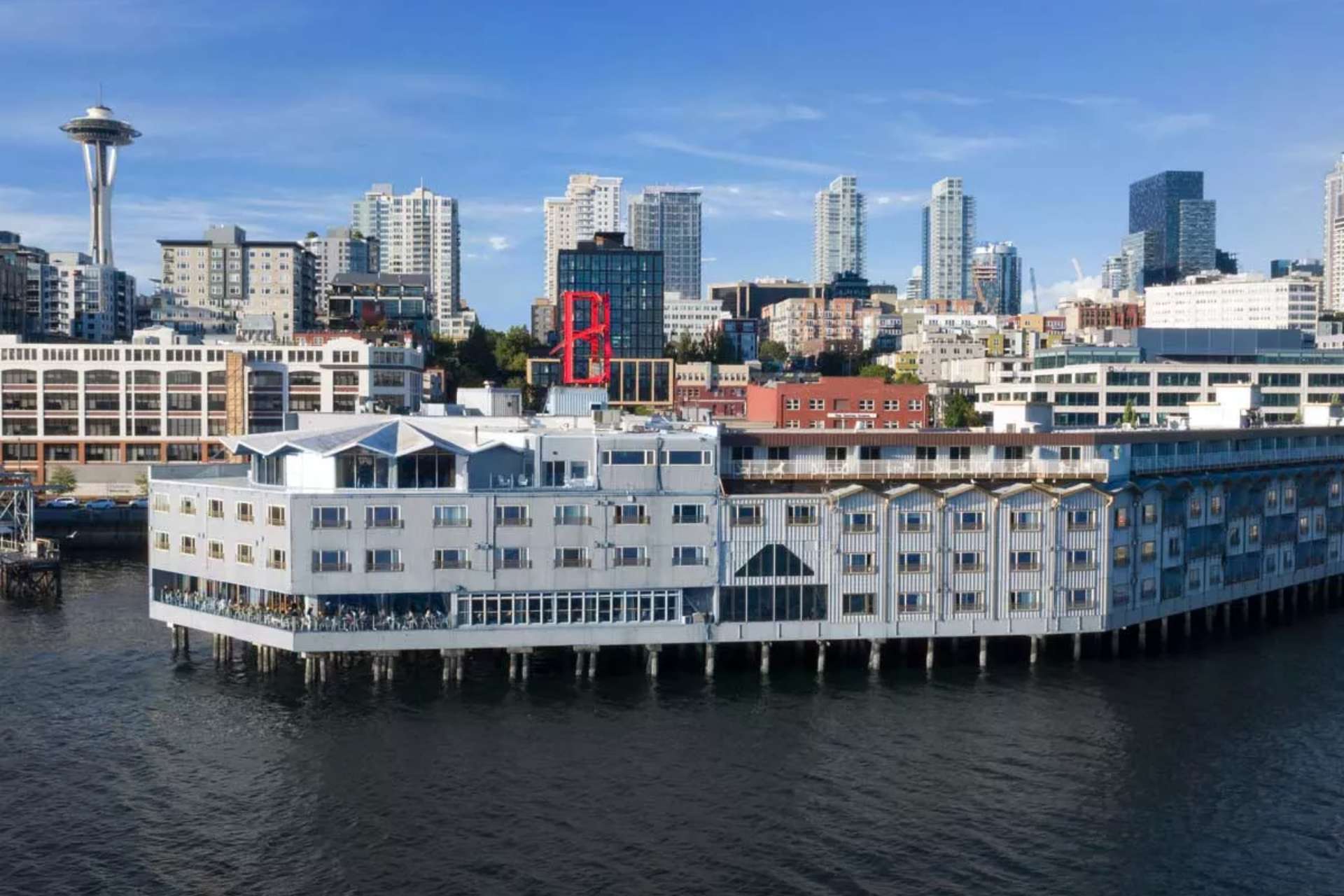 The Edgewater Seattle | 2024 / 2025 | Travelbag