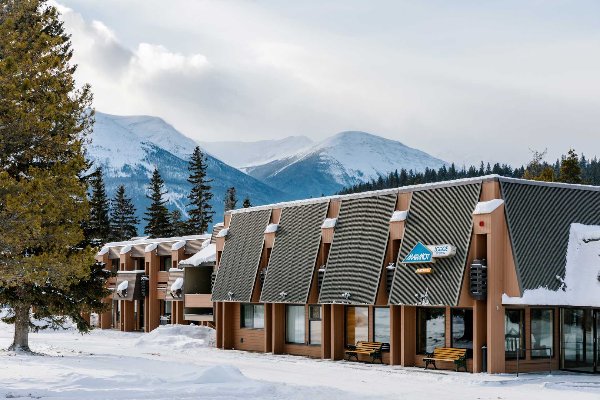 Marmot Lodge | 2026 / 2027 | Travelbag