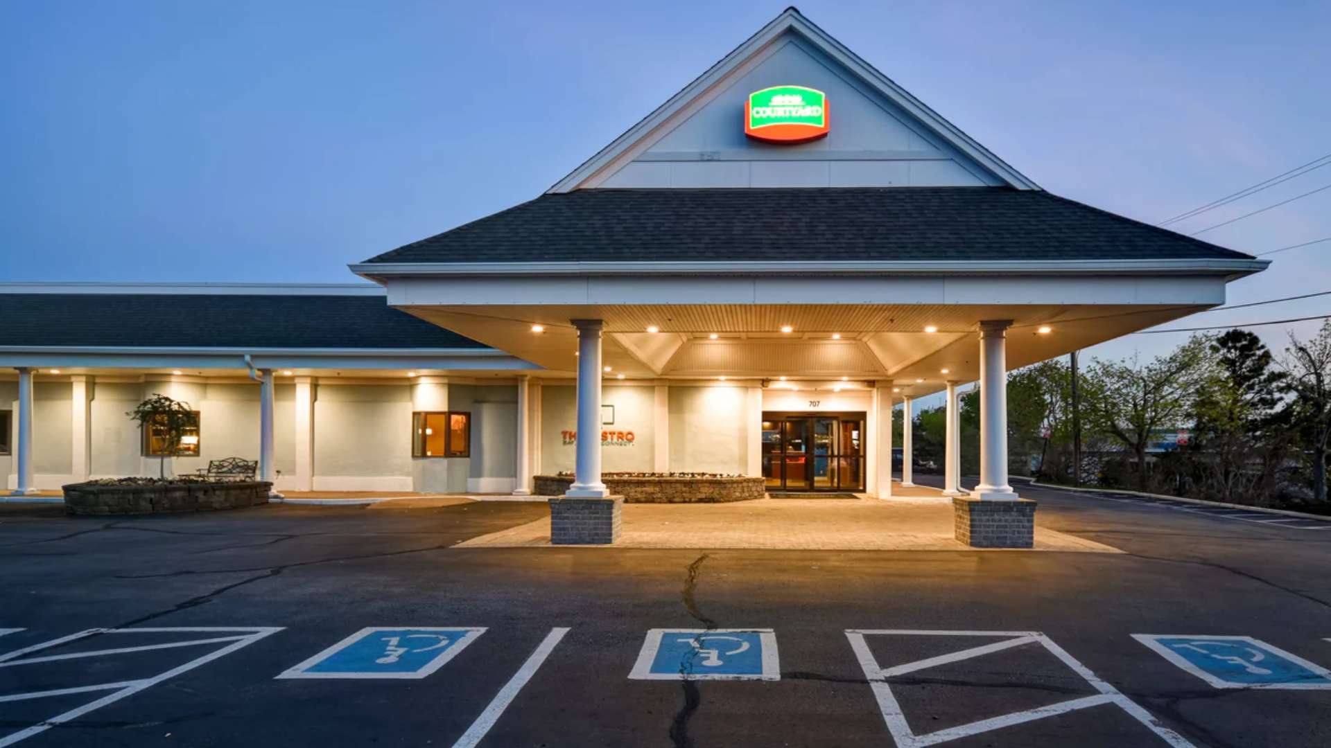 Courtyard by Marriott Cape Cod Hyannis | 2026 / 2027 | Travelbag