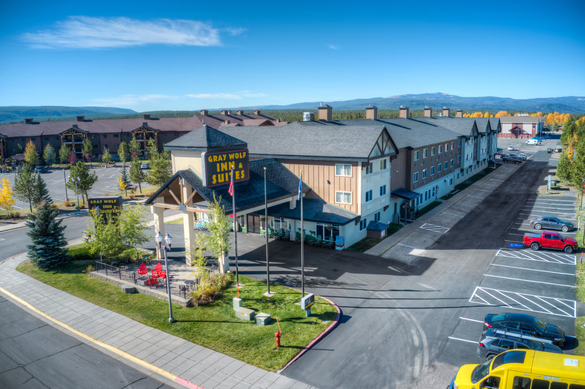 Gray Wolf Inn and Suites | 2026 / 2027 | Travelbag